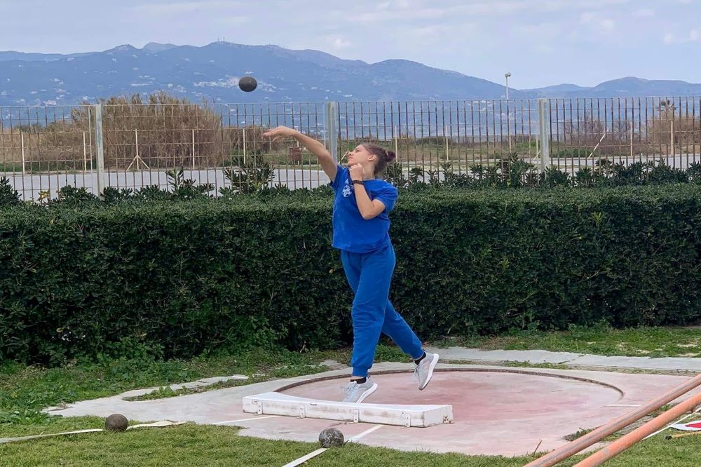 Καλές επιδόσεις στην ημερίδα σφαιροβολίας ανοικτού στίβου στο Παγκρήτιο ...